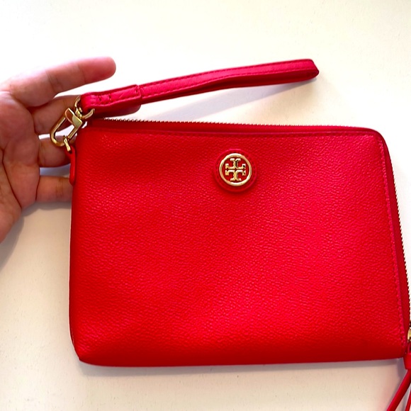 Tory Burch | Bags | New Tori Burch Cameron Wrist Wallet | Poshmark
